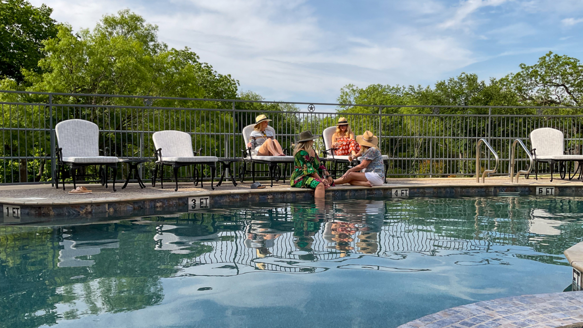 Photos of Hotel in Fredericksburg Texas | Inn on Barons Creek