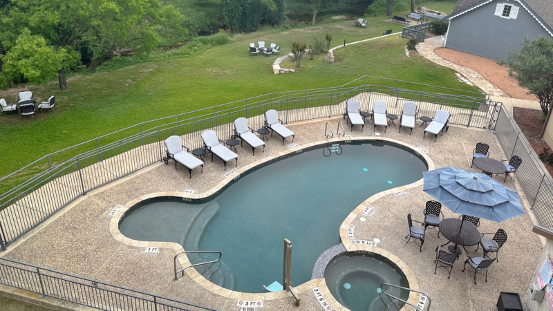 Photos of Hotel in Fredericksburg Texas | Inn on Barons Creek